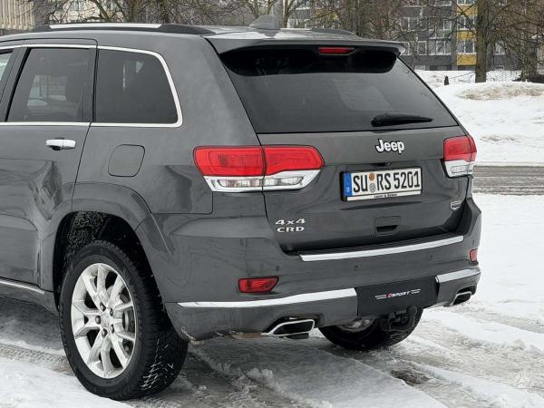 Grey Jeep Grand Cherokee 2015 in Jonava, with an engine capacity of 2.99 L and mileage of 240 thousand km for 11700 €, photo 7 on AUTOMOTO.COM.LV