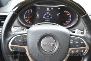 Pelēks Jeep Grand Cherokee 2015 Pērnava, ar dzinēja tilpumu 3.00 L un nobraukumu 211 tūkst. km par 14900 €, foto 13 vietnē AUTOMOTO.COM.LV