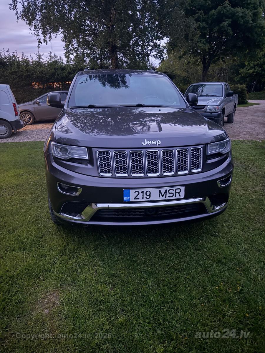 Pelēks Jeep Grand Cherokee 2015 Tallina, ar dzinēja tilpumu 3.00 L un nobraukumu 267 tūkst. km par 14998 €, foto 1 vietnē AUTOMOTO.COM.LV