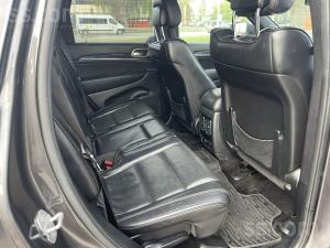 Pelēks Jeep Grand Cherokee 2015 Rīga, ar dzinēja tilpumu 3.00 L un nobraukumu 291 tūkst. km par 10900 €, foto 11 vietnē AUTOMOTO.COM.LV
