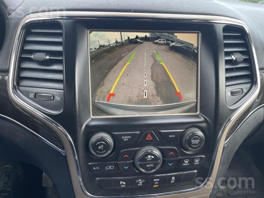 Pelēks Jeep Grand Cherokee 2015 Rīga, ar dzinēja tilpumu 3.00 L un nobraukumu 291 tūkst. km par 10900 €, foto 18 vietnē AUTOMOTO.COM.LV