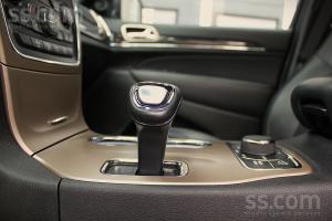 Grey Jeep Grand Cherokee 2015 in Riga, with an engine capacity of 3.00 L and mileage of 0 thousand km for 14990 €, photo 22 on AUTOMOTO.COM.LV