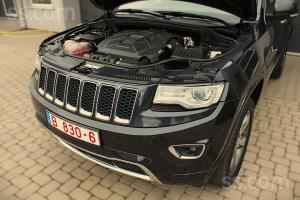 Grey Jeep Grand Cherokee 2015 in Riga, with an engine capacity of 3.00 L and mileage of 0 thousand km for 14990 €, photo 34 on AUTOMOTO.COM.LV