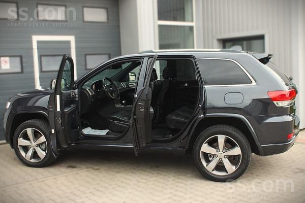 Pelēks Jeep Grand Cherokee 2015 Rīga, ar dzinēja tilpumu 3.00 L un nobraukumu 0 tūkst. km par 14990 €, foto 9 vietnē AUTOMOTO.COM.LV