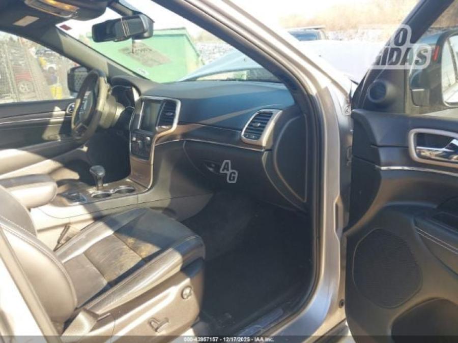 Pelēks Jeep Grand Cherokee 2015 Klaipėda, ar dzinēja tilpumu 3.60 L un nobraukumu 214 tūkst. km par 5300 €, foto 7 vietnē AUTOMOTO.COM.LV