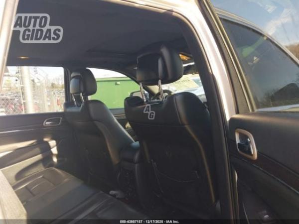 Pelēks Jeep Grand Cherokee 2015 Klaipėda, ar dzinēja tilpumu 3.60 L un nobraukumu 214 tūkst. km par 5300 €, foto 7 vietnē AUTOMOTO.COM.LV