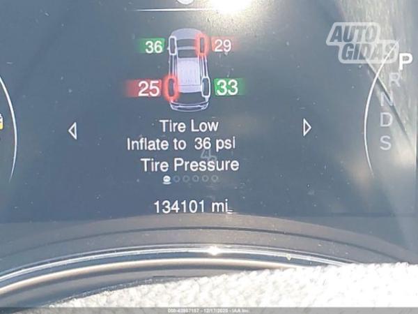 Pelēks Jeep Grand Cherokee 2015 Klaipėda, ar dzinēja tilpumu 3.60 L un nobraukumu 214 tūkst. km par 5300 €, foto 9 vietnē AUTOMOTO.COM.LV