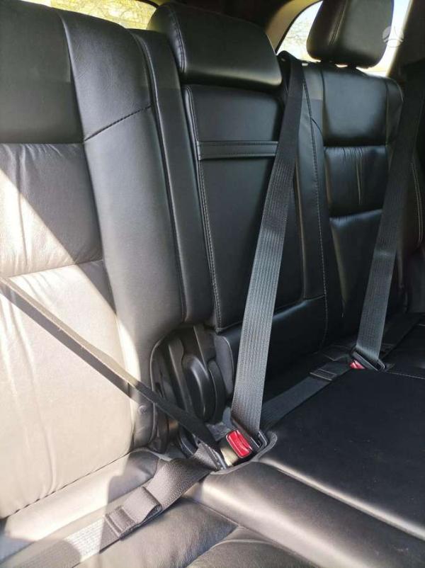 Grey Jeep Grand Cherokee 2015 in Kaunas, with an engine capacity of 3.60 L and mileage of 190 thousand km for 15500 €, photo 8 on AUTOMOTO.COM.LV
