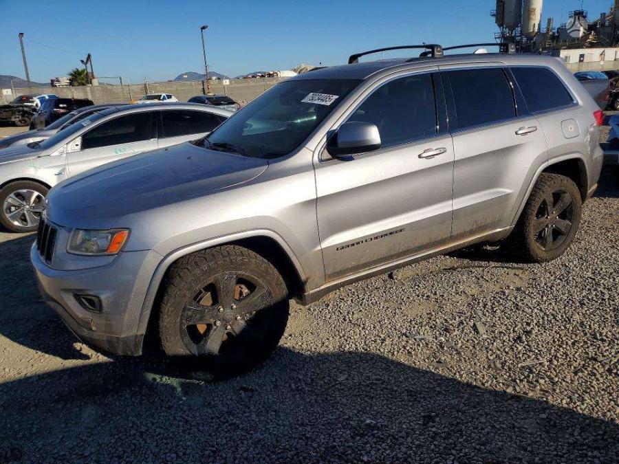 Grey Jeep Grand Cherokee 2015 in Kaunas, with an engine capacity of 3.60 L and mileage of 190 thousand km for 13500 €, photo 27 on AUTOMOTO.COM.LV