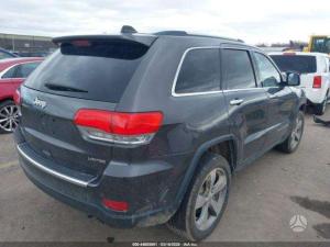Grey Jeep Grand Cherokee 2015 in Siauliai, with an engine capacity of 3.60 L and mileage of 250 thousand km for 8400 €, photo 8 on AUTOMOTO.COM.LV