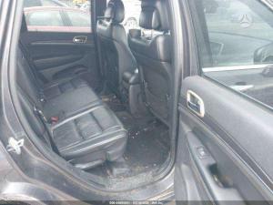 Grey Jeep Grand Cherokee 2015 in Siauliai, with an engine capacity of 3.60 L and mileage of 250 thousand km for 8400 €, photo 11 on AUTOMOTO.COM.LV
