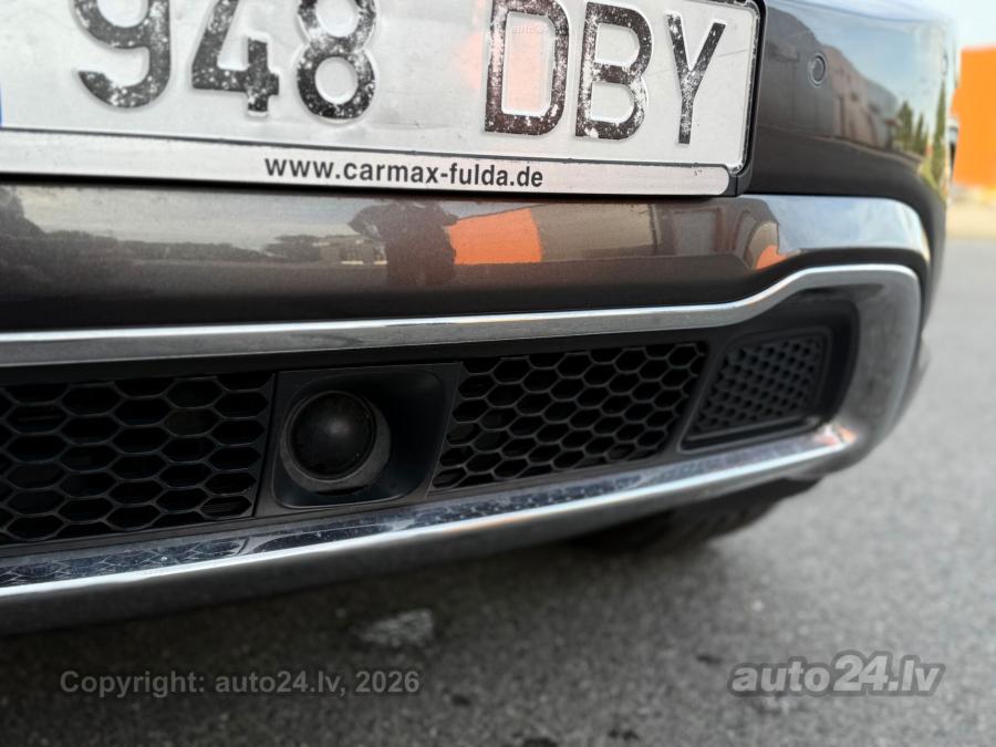 Pelēks Jeep Grand Cherokee 2015 Kuresāre, ar dzinēja tilpumu 3.00 L un nobraukumu 256 tūkst. km par 12490 €, foto 12 vietnē AUTOMOTO.COM.LV