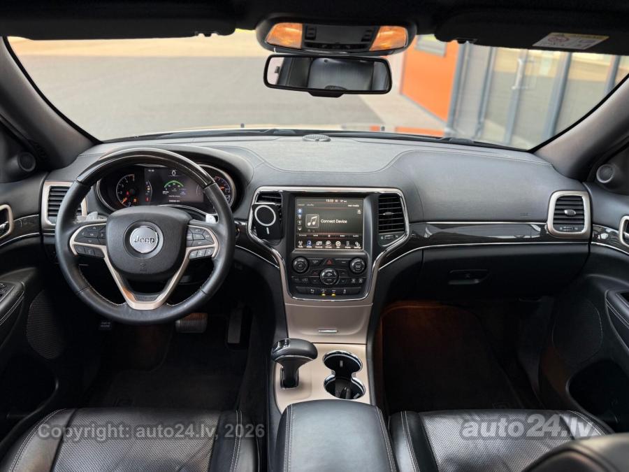 Pelēks Jeep Grand Cherokee 2015 Kuresāre, ar dzinēja tilpumu 3.00 L un nobraukumu 256 tūkst. km par 12490 €, foto 13 vietnē AUTOMOTO.COM.LV