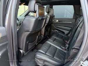 Pelēks Jeep Grand Cherokee 2015 Kuresāre, ar dzinēja tilpumu 3.00 L un nobraukumu 256 tūkst. km par 12490 €, foto 16 vietnē AUTOMOTO.COM.LV