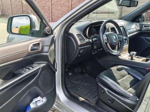 Grey Jeep Grand Cherokee 2015 in Kaunas, with an engine capacity of 3.60 L and mileage of 190 thousand km for 13700 €, photo 12 on AUTOMOTO.COM.LV
