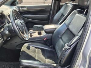 Grey Jeep Grand Cherokee 2015 in Kaunas, with an engine capacity of 3.60 L and mileage of 190 thousand km for 13700 €, photo 13 on AUTOMOTO.COM.LV