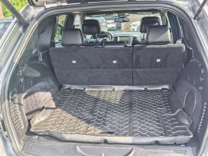 Grey Jeep Grand Cherokee 2015 in Kaunas, with an engine capacity of 3.60 L and mileage of 190 thousand km for 13700 €, photo 18 on AUTOMOTO.COM.LV