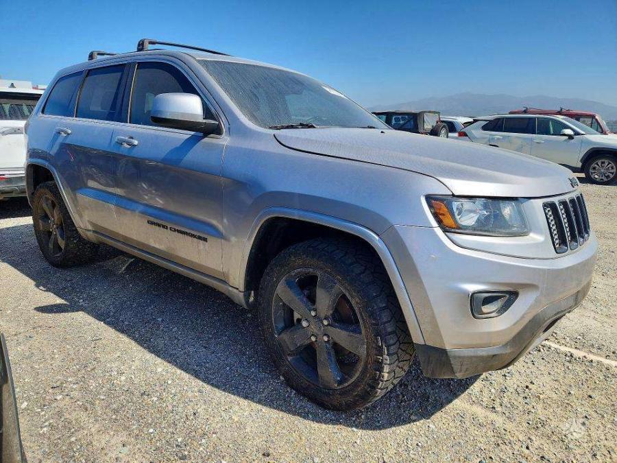 Grey Jeep Grand Cherokee 2015 in Kaunas, with an engine capacity of 3.60 L and mileage of 190 thousand km for 13700 €, photo 29 on AUTOMOTO.COM.LV