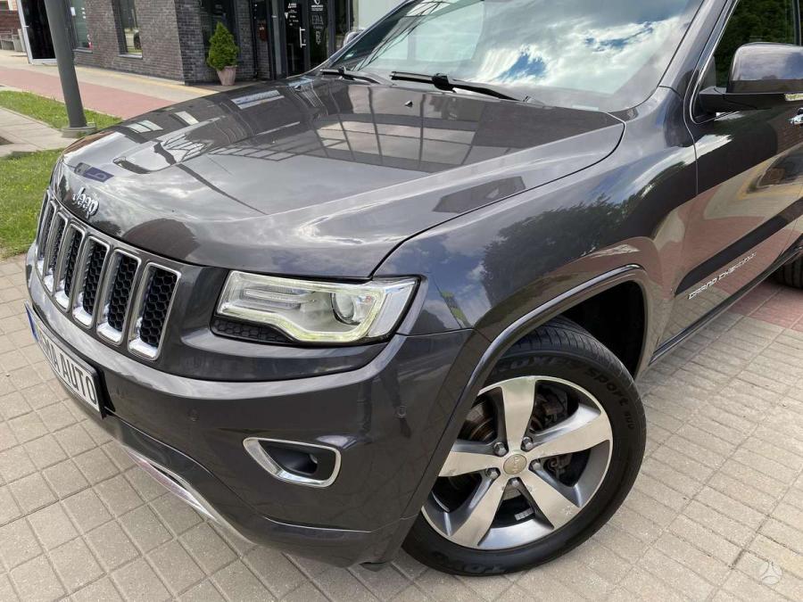 Pelēks Jeep Grand Cherokee 2015 Marijampole, ar dzinēja tilpumu 2.99 L un nobraukumu 222 tūkst. km par 13499 €, foto 10 vietnē AUTOMOTO.COM.LV