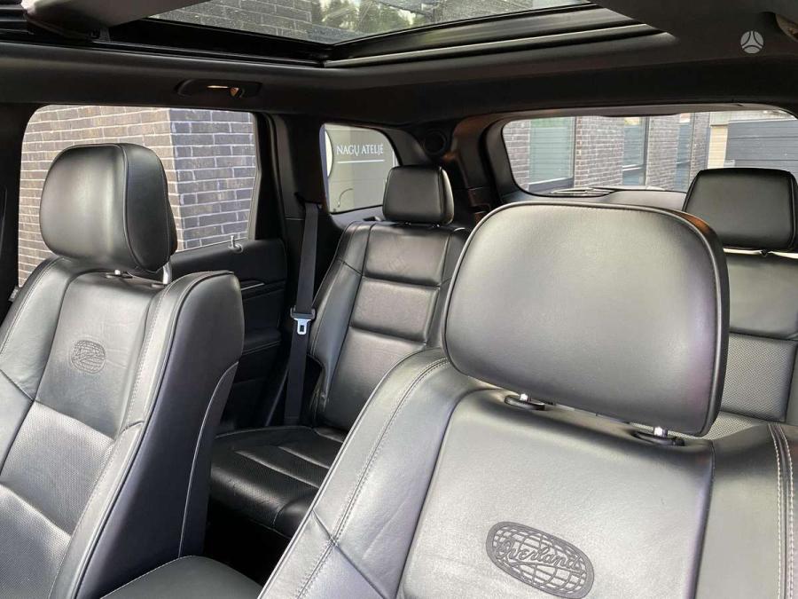Pelēks Jeep Grand Cherokee 2015 Marijampole, ar dzinēja tilpumu 2.99 L un nobraukumu 222 tūkst. km par 13499 €, foto 28 vietnē AUTOMOTO.COM.LV