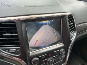 Pelēks Jeep Grand Cherokee 2015 Marijampole, ar dzinēja tilpumu 2.99 L un nobraukumu 222 tūkst. km par 13499 €, foto 32 vietnē AUTOMOTO.COM.LV