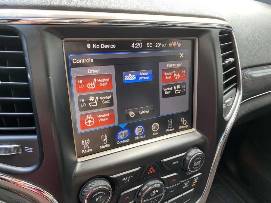Pelēks Jeep Grand Cherokee 2015 Marijampole, ar dzinēja tilpumu 2.99 L un nobraukumu 222 tūkst. km par 13499 €, foto 34 vietnē AUTOMOTO.COM.LV