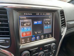 Pelēks Jeep Grand Cherokee 2015 Marijampole, ar dzinēja tilpumu 2.99 L un nobraukumu 222 tūkst. km par 13499 €, foto 42 vietnē AUTOMOTO.COM.LV