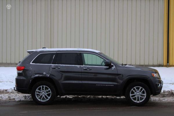 Pelēks Jeep Grand Cherokee 2016 Viļņa, ar dzinēja tilpumu 3.60 L un nobraukumu 281 tūkst. km par 12999 €, foto 8 vietnē AUTOMOTO.COM.LV
