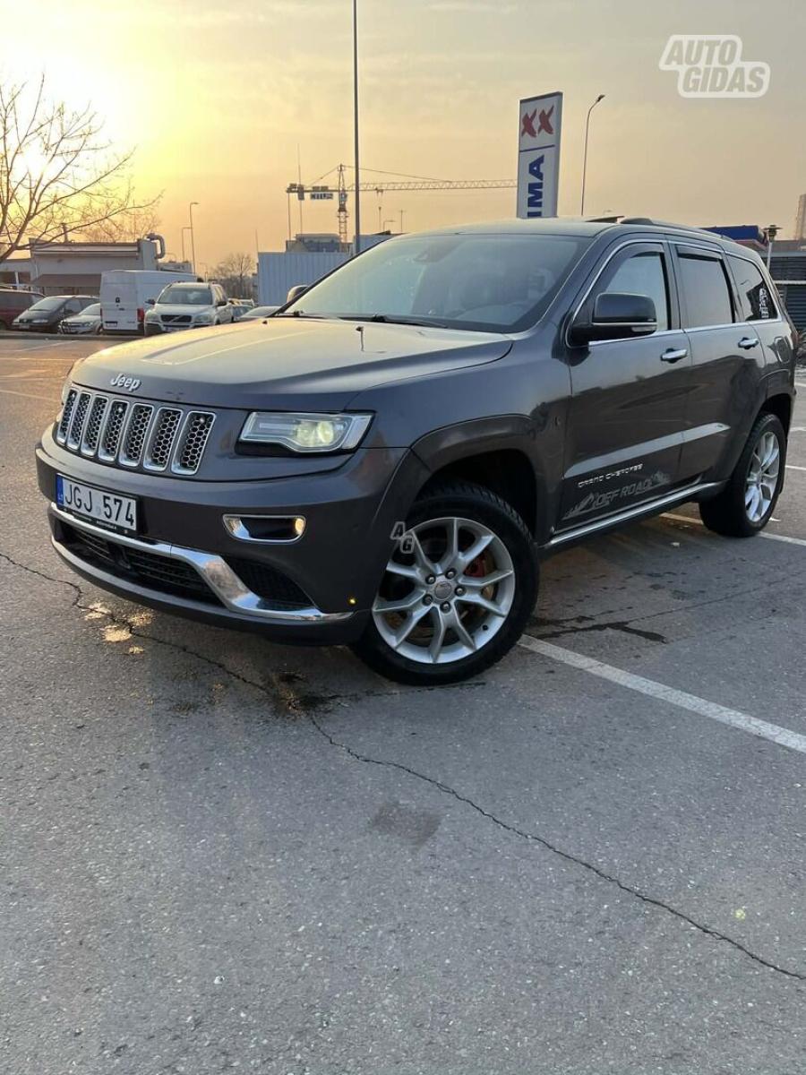 Pelēks Jeep Grand Cherokee 2016 Viļņa, ar dzinēja tilpumu 3.00 L un nobraukumu 180 tūkst. km par 16700 €, foto 2 vietnē AUTOMOTO.COM.LV