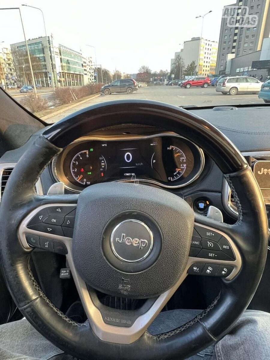 Pelēks Jeep Grand Cherokee 2016 Viļņa, ar dzinēja tilpumu 3.00 L un nobraukumu 180 tūkst. km par 16700 €, foto 18 vietnē AUTOMOTO.COM.LV