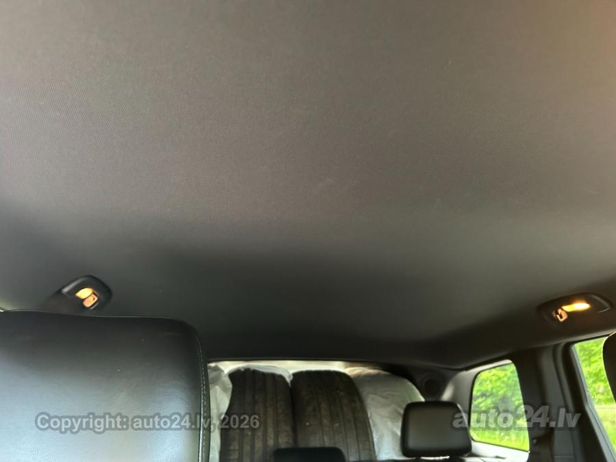 Grey Jeep Grand Cherokee 2016 in Tartu, with an engine capacity of 3.00 L and mileage of 207 thousand km for 14800 €, photo 21 on AUTOMOTO.COM.LV