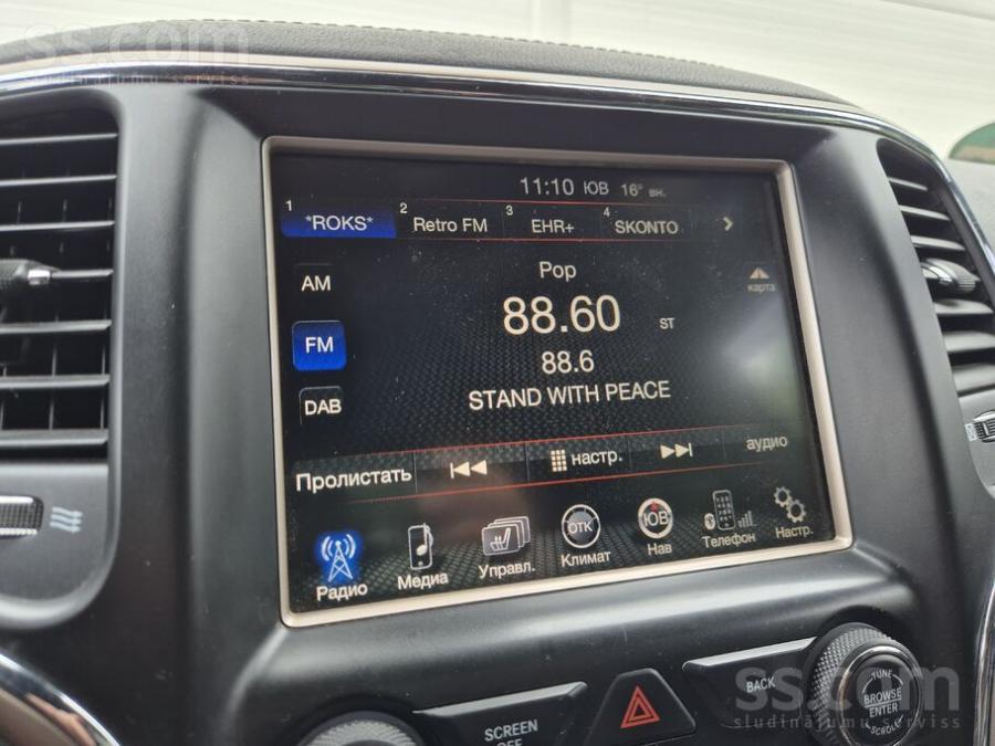 Pelēks Jeep Grand Cherokee 2016 Rīga, ar dzinēja tilpumu 3.00 L un nobraukumu 289 tūkst. km par 11250 €, foto 13 vietnē AUTOMOTO.COM.LV