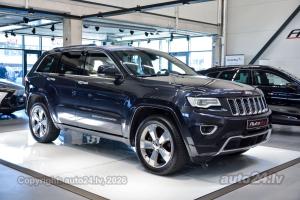 Pelēks Jeep Grand Cherokee 2016 Tallina, ar dzinēja tilpumu 3.00 L un nobraukumu 225 tūkst. km par 18800 €, foto  vietnē AUTOMOTO.COM.LV