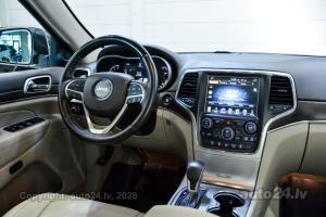 Pelēks Jeep Grand Cherokee 2016 Tallina, ar dzinēja tilpumu 3.00 L un nobraukumu 225 tūkst. km par 18800 €, foto 10 vietnē AUTOMOTO.COM.LV