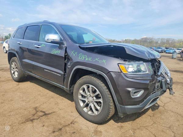 Grey Jeep Grand Cherokee 2016 in Siauliai, with an engine capacity of 5.65 L and mileage of 176 thousand km for 8500 €, photo 4 on AUTOMOTO.COM.LV