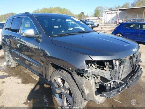 Grey Jeep Grand Cherokee 2016 in Siauliai, with an engine capacity of 3.60 L and mileage of 248 thousand km for 10400 €, photo 1 on AUTOMOTO.COM.LV