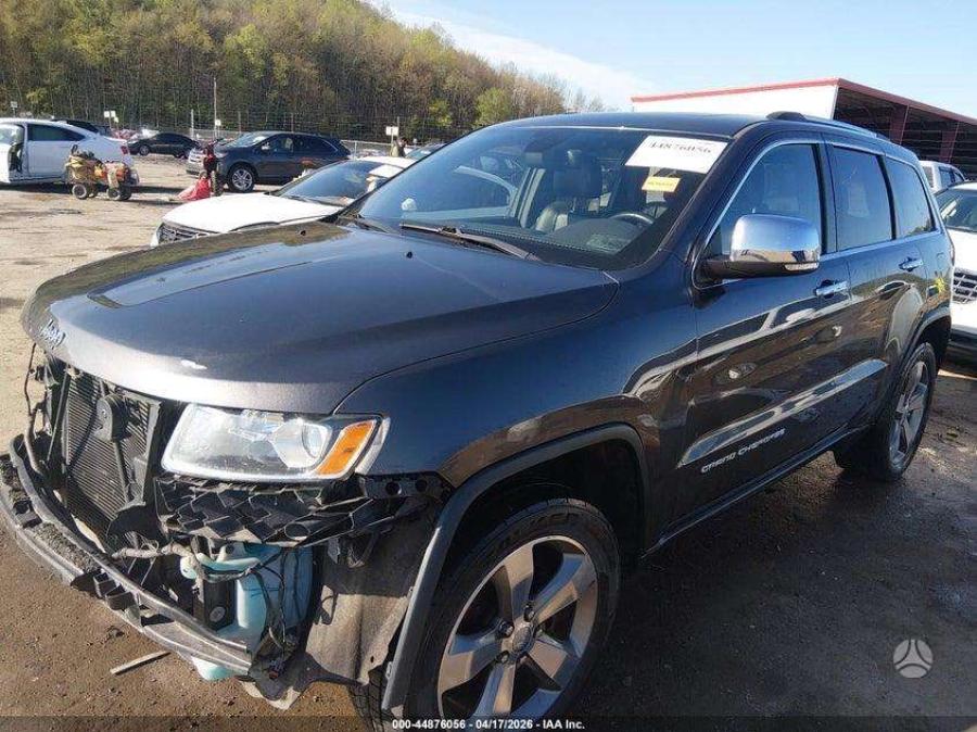 Grey Jeep Grand Cherokee 2016 in Siauliai, with an engine capacity of 3.60 L and mileage of 248 thousand km for 10400 €, photo 4 on AUTOMOTO.COM.LV