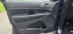 Pelēks Jeep Grand Cherokee 2016 Klaipėda, ar dzinēja tilpumu 3.60 L un nobraukumu 310 tūkst. km par 7950 €, foto 14 vietnē AUTOMOTO.COM.LV