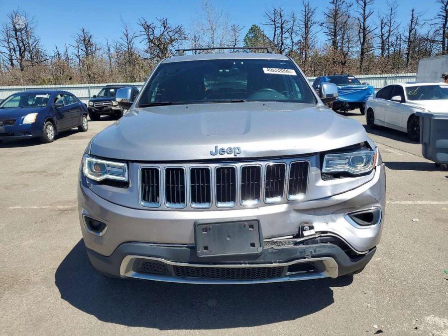 Grey Jeep Grand Cherokee 2016 in Siauliai, with an engine capacity of 3.60 L and mileage of 209 thousand km for 8900 €, photo 6 on AUTOMOTO.COM.LV
