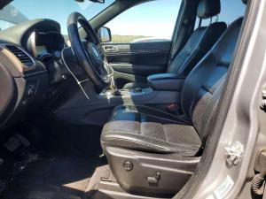 Grey Jeep Grand Cherokee 2016 in Siauliai, with an engine capacity of 3.60 L and mileage of 209 thousand km for 8900 €, photo 8 on AUTOMOTO.COM.LV