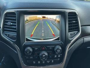 Pelēks Jeep Grand Cherokee 2016 Šauļi, ar dzinēja tilpumu 3.60 L un nobraukumu 213 tūkst. km par 12900 €, foto 14 vietnē AUTOMOTO.COM.LV