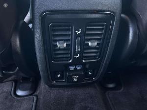 Pelēks Jeep Grand Cherokee 2016 Šauļi, ar dzinēja tilpumu 3.60 L un nobraukumu 213 tūkst. km par 12900 €, foto 23 vietnē AUTOMOTO.COM.LV