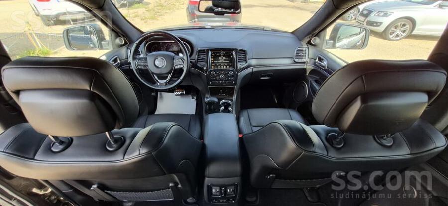 Pelēks Jeep Grand Cherokee 2016 Rīga, ar dzinēja tilpumu 3.00 L un nobraukumu 0 tūkst. km par 14900 €, foto 16 vietnē AUTOMOTO.COM.LV