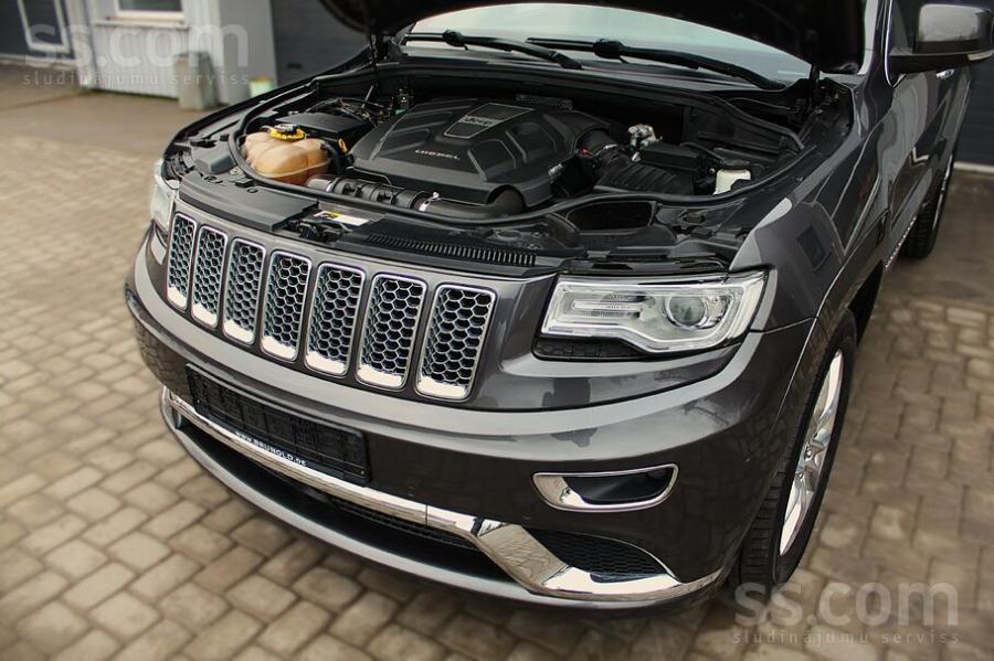Pelēks Jeep Grand Cherokee 2017 Rīga, ar dzinēja tilpumu 3.00 L un nobraukumu 0 tūkst. km par 17390 €, foto 33 vietnē AUTOMOTO.COM.LV