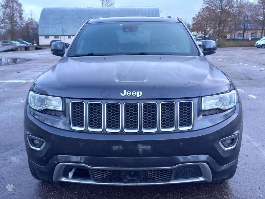 Pelēks Jeep Grand Cherokee 2017 Šauļi, ar dzinēja tilpumu 3.00 L un nobraukumu 181 tūkst. km par 9950 €, foto 5 vietnē AUTOMOTO.COM.LV
