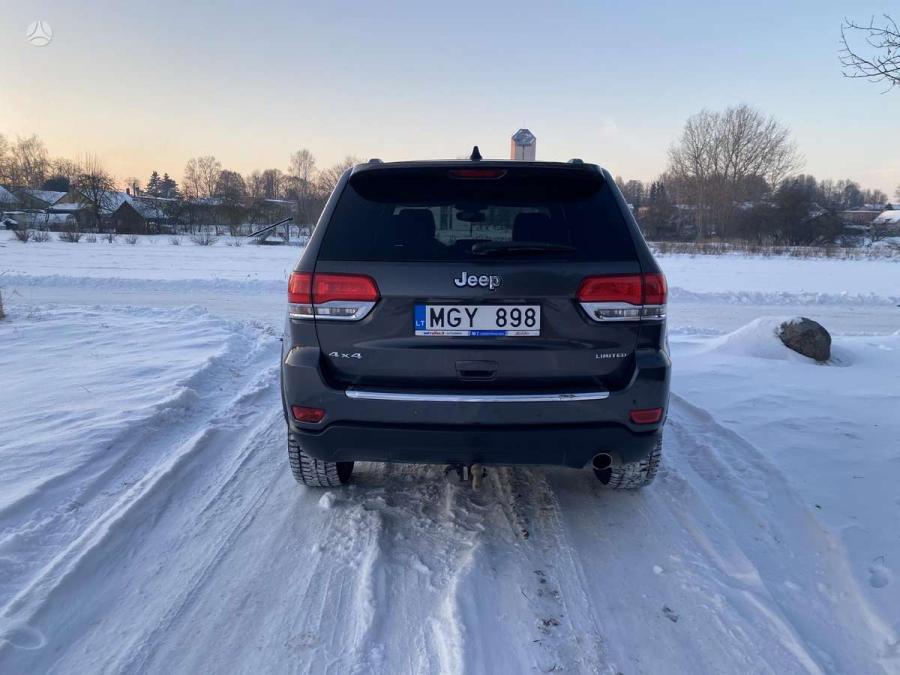 Pelēks Jeep Grand Cherokee 2017 Šauļi, ar dzinēja tilpumu 3.60 L un nobraukumu 126 tūkst. km par 15900 €, foto 6 vietnē AUTOMOTO.COM.LV