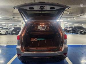 Pelēks Jeep Grand Cherokee 2017 Kauņa, ar dzinēja tilpumu 3.60 L un nobraukumu 145 tūkst. km par 13800 €, foto 6 vietnē AUTOMOTO.COM.LV