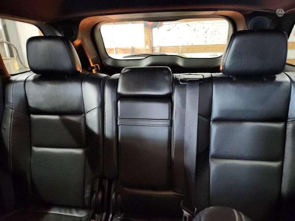 Grey Jeep Grand Cherokee 2017 in Siauliai, with an engine capacity of 3.60 L and mileage of 238 thousand km for 10500 €, photo 10 on AUTOMOTO.COM.LV