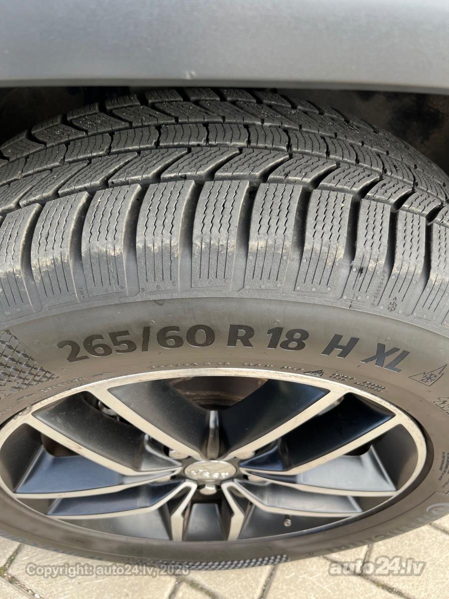 Grey Jeep Grand Cherokee 2017 in Tartu, with an engine capacity of 3.00 L and mileage of 199 thousand km for 17990 €, photo 8 on AUTOMOTO.COM.LV