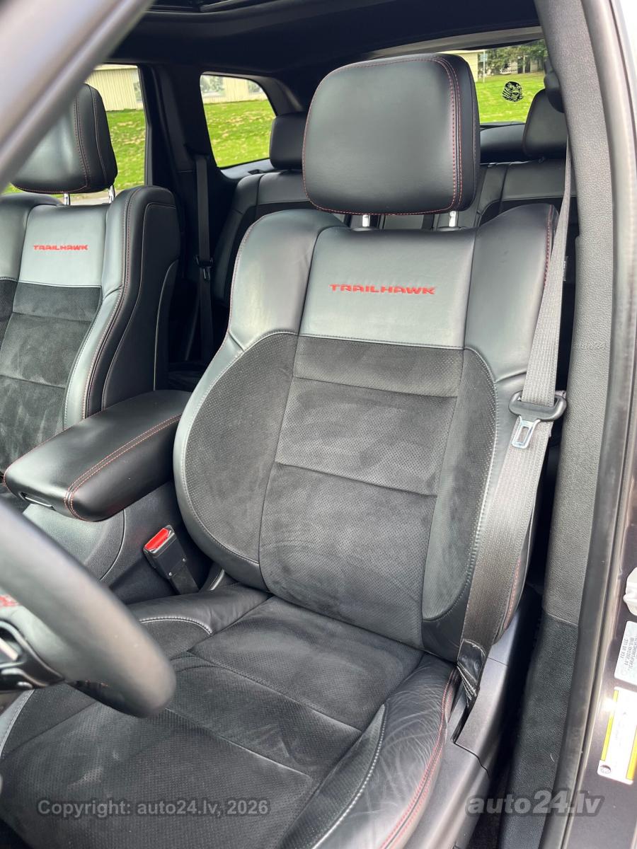 Grey Jeep Grand Cherokee 2017 in Tartu, with an engine capacity of 3.00 L and mileage of 199 thousand km for 17990 €, photo 18 on AUTOMOTO.COM.LV
